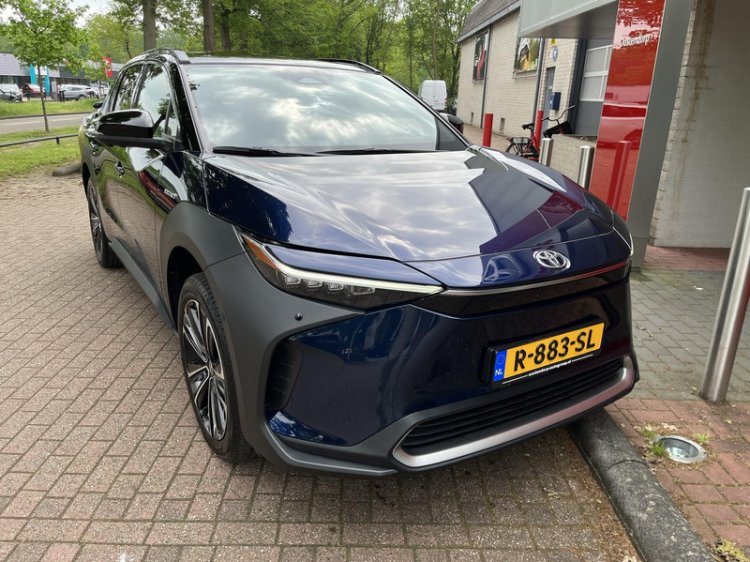 Toyota Bz4x demo uit 2022 voor 50949 Euro bij Oostendorp
